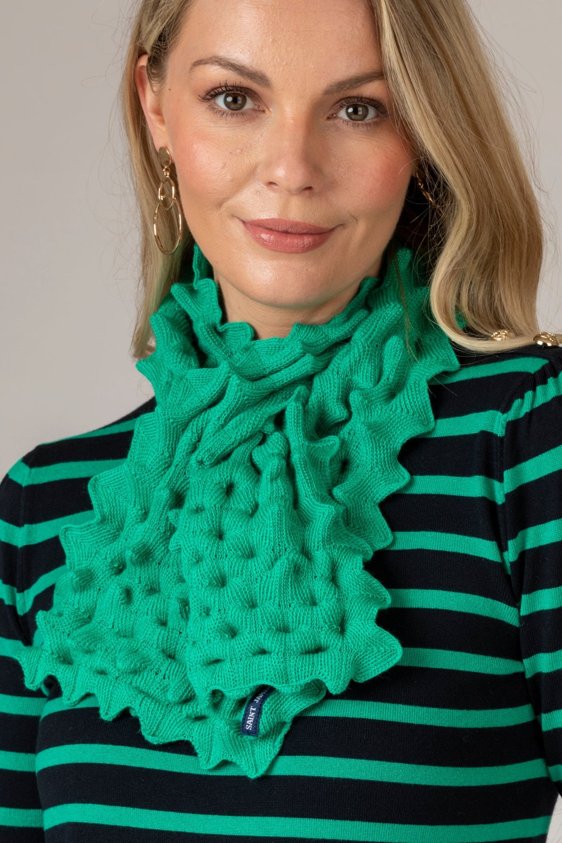 Alveole U Scarf in Trefle | Saint James – Sarah Thomson